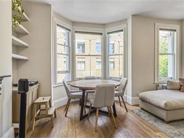Comyn Road, SW11
