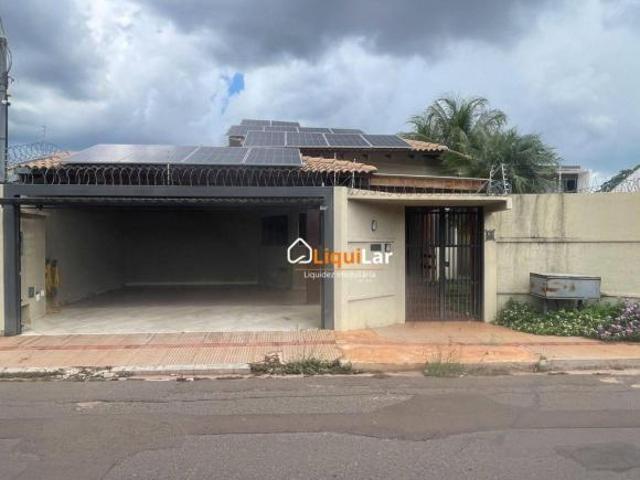 com 3 Suítes, Energia Solar Fotovoltaica e Localização Privilegiada Próxima à Spipe Calarge