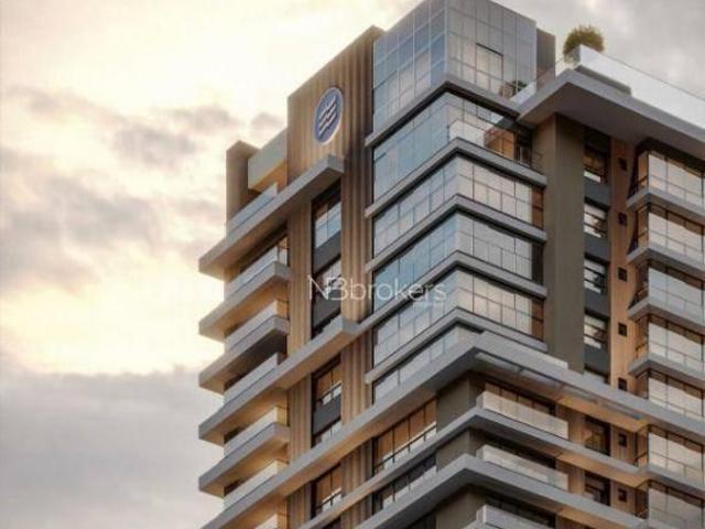 COM 4 SUÍTES, VARANDA GOURMET E VISTA PANORÂMICA!
