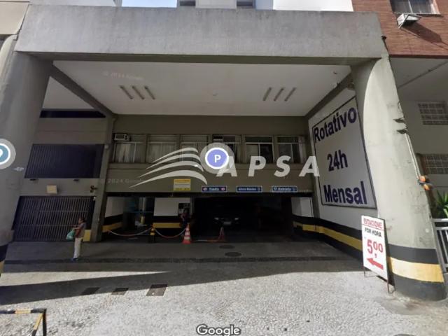 Com acesso 24h a garagem está localizada no centro na rua dos inválidos 171 com 12 metros quadrados