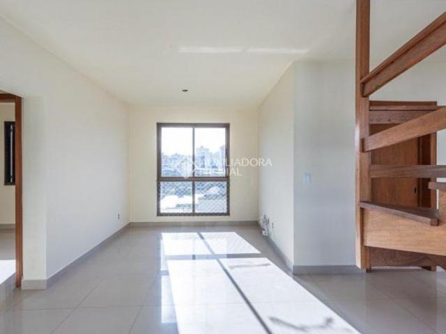 Com deslumbrante vista da cidade esta cobertura te espera!