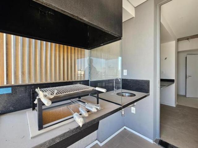 Com uma ótima metragem de 197 m², 3 quartos sendo 3 suítes à venda no bairro Jardim das Acacias