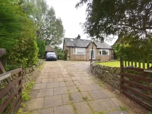 Combs Road, Chapel En Le Frith, SK23, 3 bedroom, Bungalow