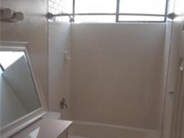 Come and experience the life. Washer/Dryer Hookups!