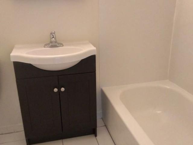 Come home to Convenience! 2 Bedroom Apartment for Rent at 301 Champion Ave, West Collingswood, NJ 08107