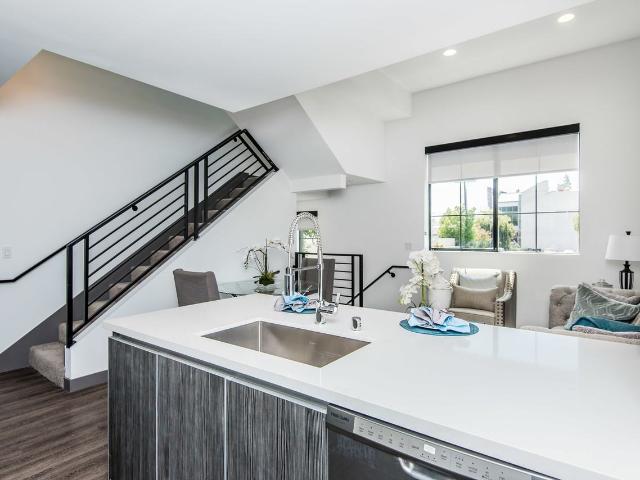 Come home to these Modern Townhouse in Toluca Lake! 1 Bedroom Apartment for Rent at 10748 Riverside Dr, Los Angeles, CA 91602 Greater Toluca Lake