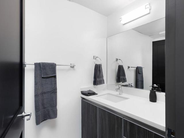Come home to these New Modern Townhouse in Koreatown! 1 Bedroom Apartment for Rent at 545 N Kenmore Ave, Los Angeles, CA 90004 Wilshire Center Koreatown
