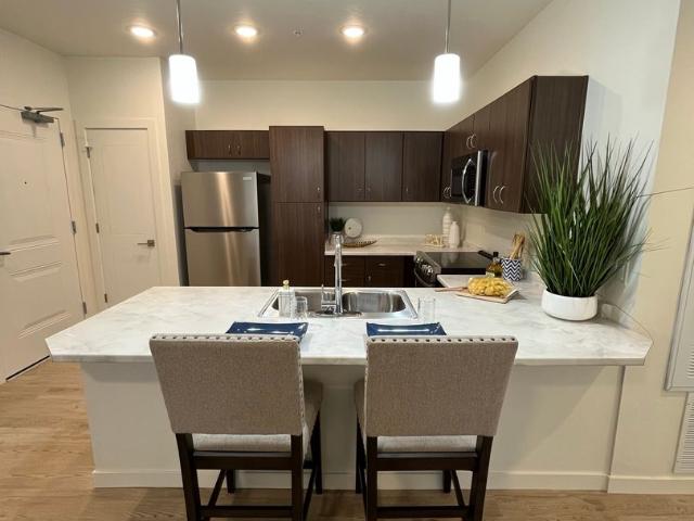 Come Home to Your Luxury Apartment Today!
