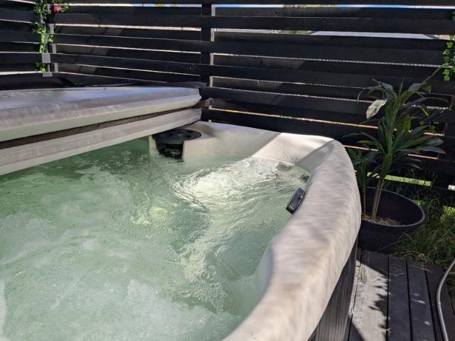 Come Stay at the Lee Spa House Furnished