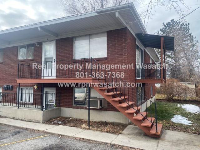 Come see This Charming 2 Bed 1.5 Bathroom Fourplex in Murray UT!