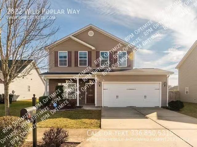 Come See This Spacious 3 Bedroom Home with a Large Fenced Back.