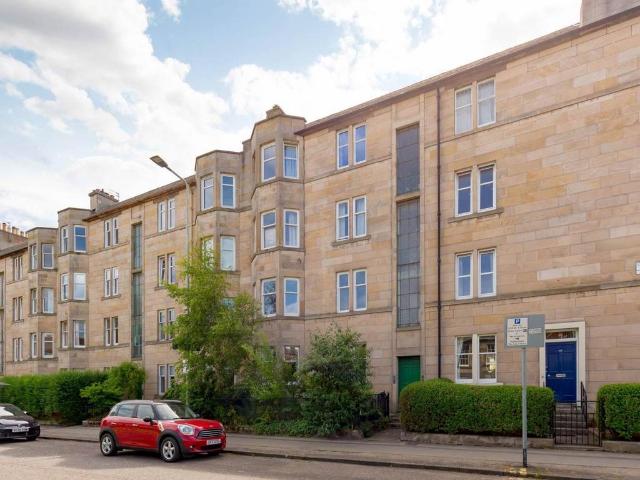 Comely Bank Road, Comely Bank, Edinburgh 2 bed flat to rent £1,695 pcm £391 pw