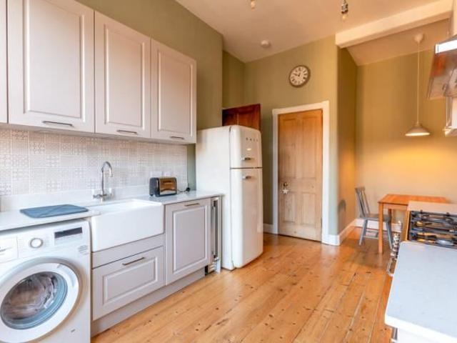 Comely Bank Street, Edinburgh EH4, 1 bed flat to rent, £1,300 pcm | PrimeLocation