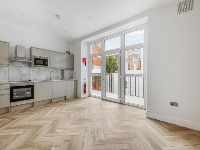 Comeragh Road, London, Greater. Studio to rent £1,777 pcm £410 pw