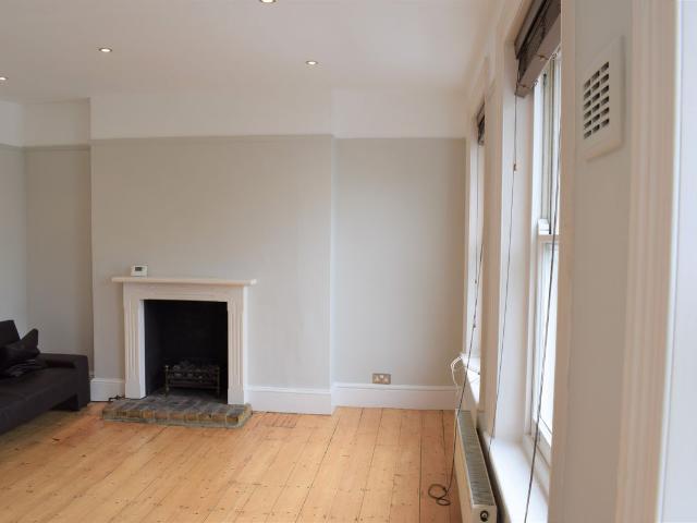 Comeragh Road, West Kensington W14, 1 bed flat to rent, £1,900 pcm | PrimeLocation