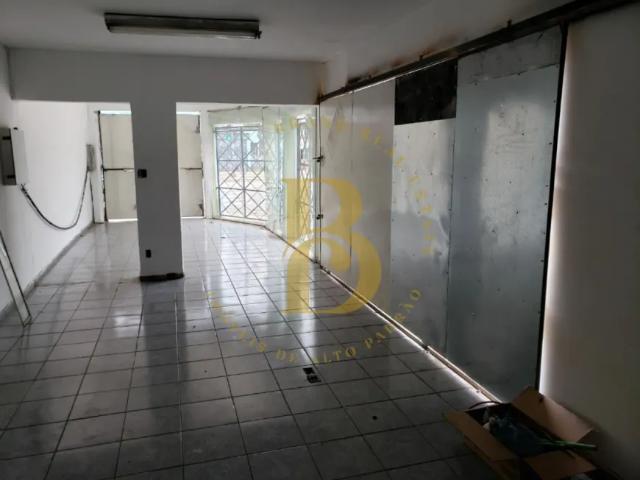 Comercial com 130 m², à venda no bairro Santo Amaro