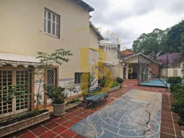 Comercial com 2621 m², à venda no bairro Bela Vista