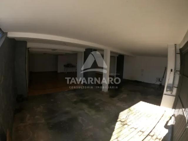 Comercial Casa em Ponta Grossa