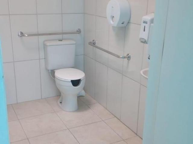 Comercial à venda 4 Quartos, 1 Vaga, 156.4M², Parque São Domingos, Pindamonhangaba SP