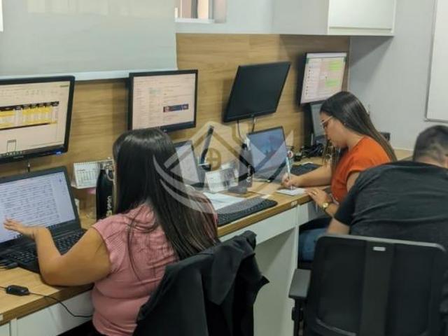 Comercial à venda,215.00 m, JD SÃO DIMAS, SAO JOSE DOS CAMPOS SP
