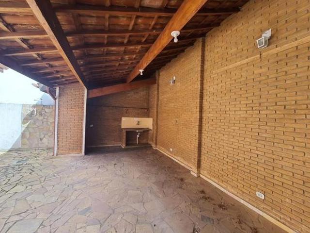 Comercial à venda 2 Quartos, 1 Suite, 315M², Jardim das Nações, Taubaté SP