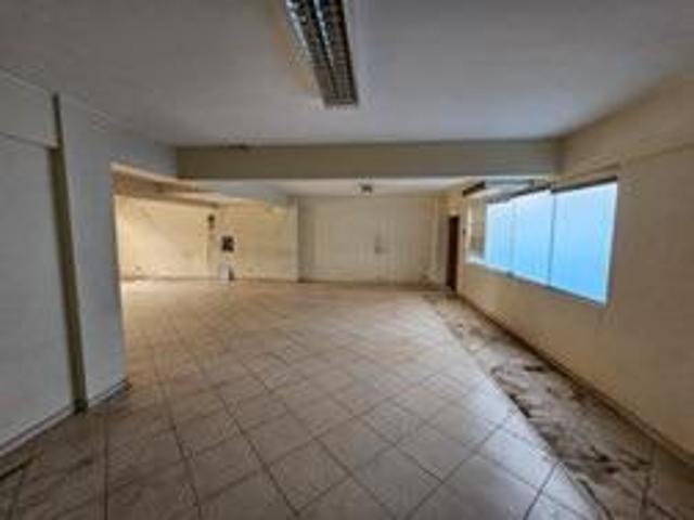 Comercial à venda na Zona Industrial