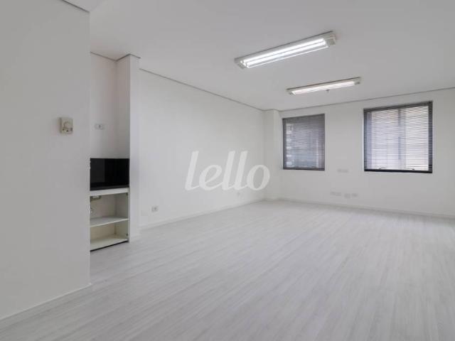 Comercial à venda no a Cidade Monções