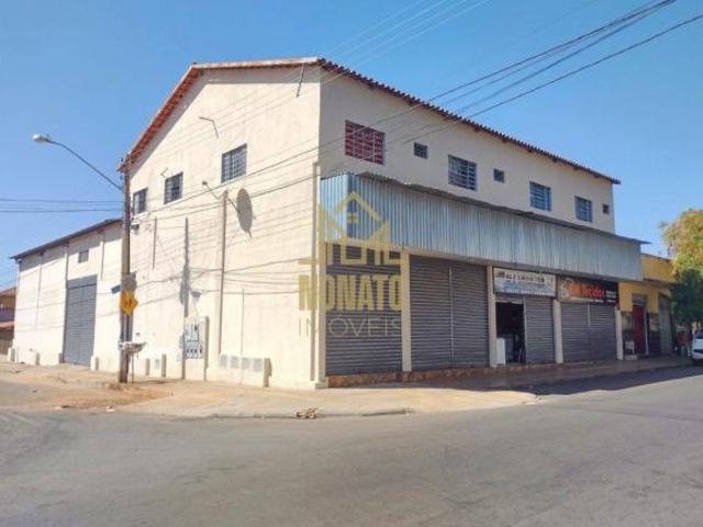 Comercial à venda no Setor Campinas
