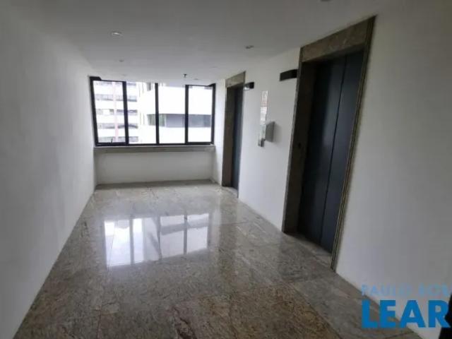 Conj. comercial brooklin sp