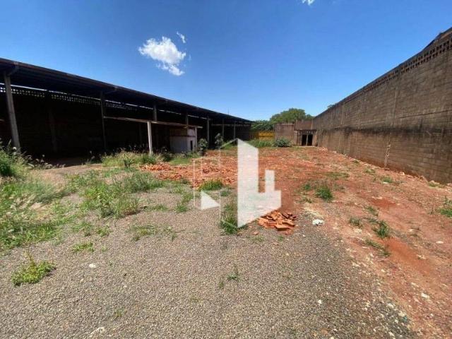 Comercial / Galpão / Barracão para alugar em Jaú/SP Vila Alves de Almeida