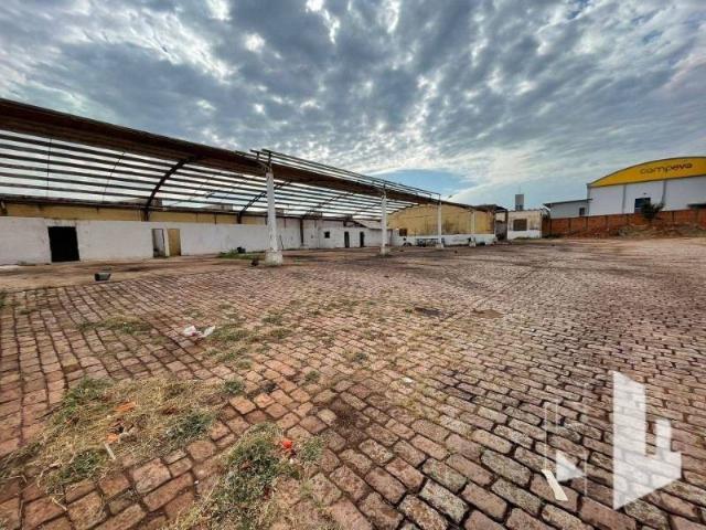 Comercial / Galpão / Barracão para alugar em Jaú/SP 1º Distrito Industrial