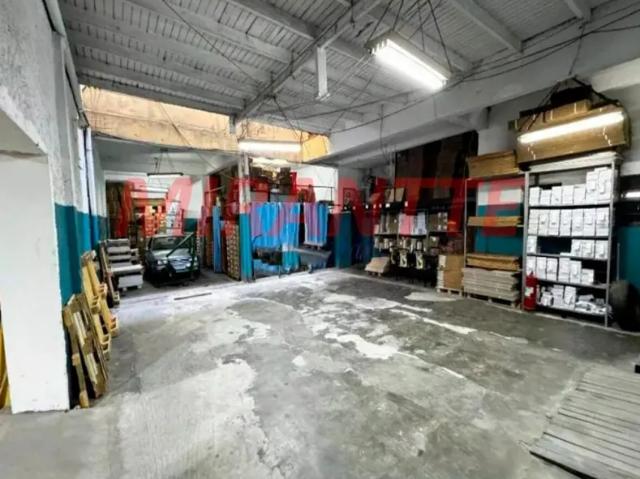 Comercial de 575m² em Jardim Tremembé