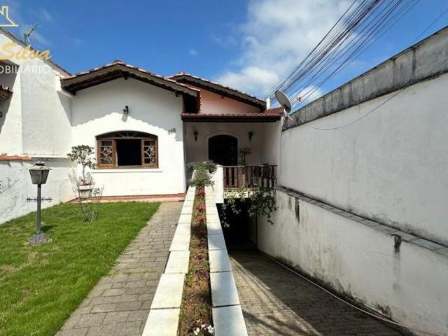 COMERCIAL, EXCELENTE CASA 900 METROS DO CENTRO