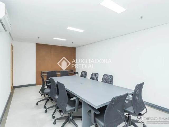 Comercial no bairro Petrópolis