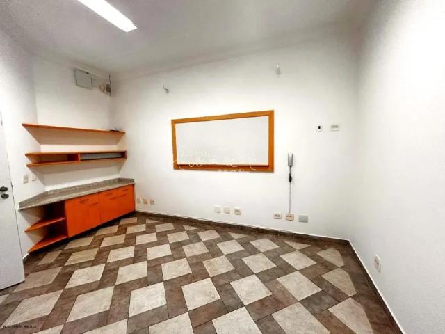 Comercial para Venda em Marília, Banzato, 4 banheiros