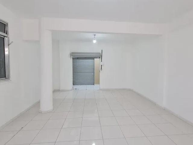 Comercial/Industrial de metros quadrados no bairro Centro