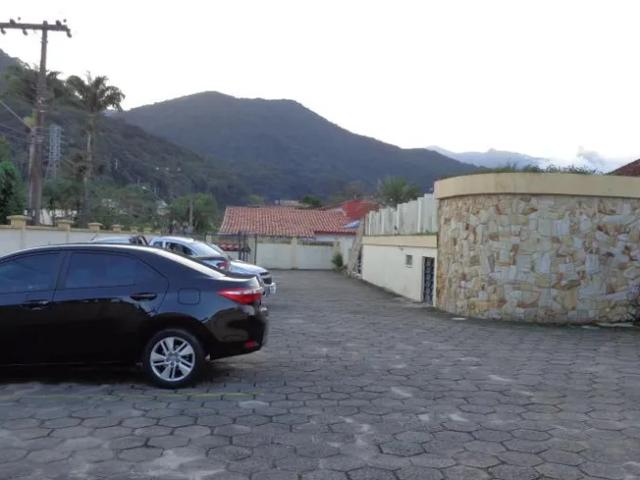 Comercial/Industrial de 1320 metros quadrados no bairro Lagoinha com 20 quartos