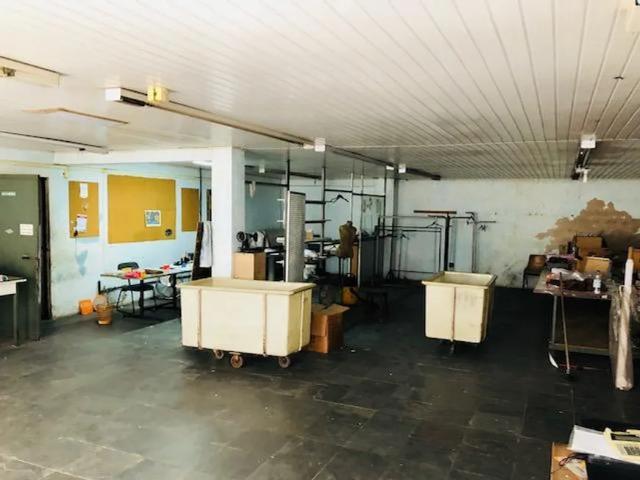 Comercial/Industrial de 3500 metros quadrados no bairro Vigário Geral com 10 quartos