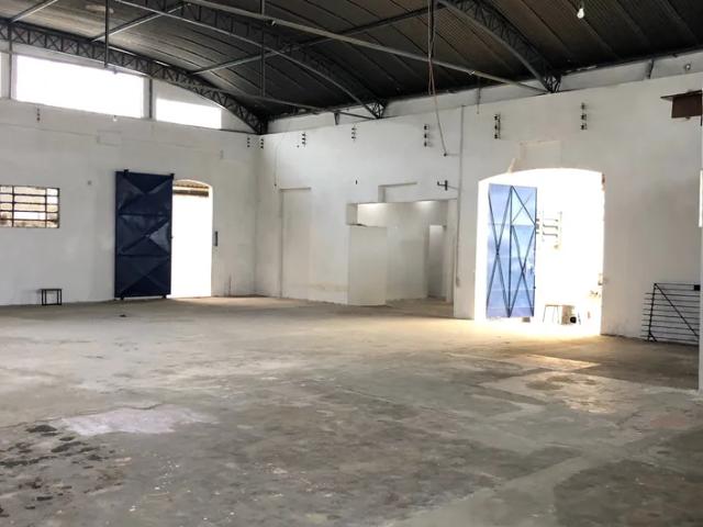 Comercial/Industrial de 550 metros quadrados de area coberta no bairro Vila Graff com 1 quarto