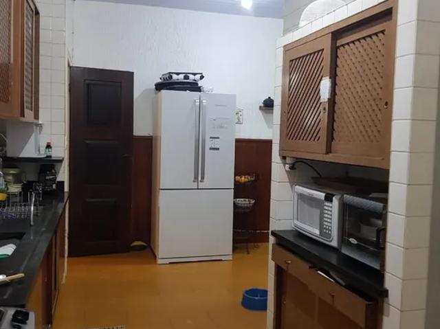 Comercial/Industrial de 5200 metros quadrados no bairro Iucas com 19 quartos