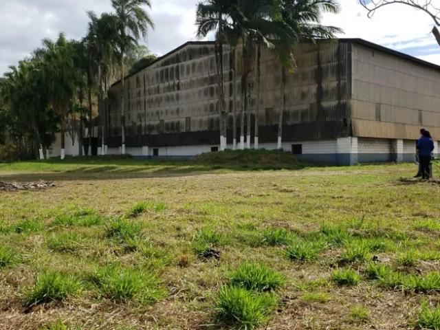Comercial/Industrial de 6706 metros quadrados no bairro Jardim São Silvestre s Silvestre