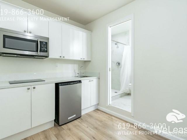 Comfort and convenience with this 1 bed 1 bath!