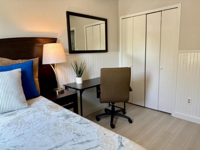 Comfort & Peace in a Spacious SingleFamily Home ne
