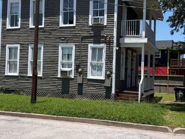 Comfortable 2 bedroom house in Galveston 2 Bedroom Apartment for Rent at 2806 Avenue M 1/2, Galveston, TX 77550 Kempner Park