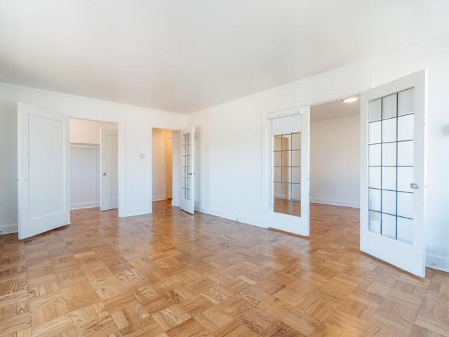 Comfortable Urban Living in a Classic Brick Building Near UW & Light Rail Studio Apartment for Rent at 1305 Ne 43rd St, Seattle, WA 98105 University District