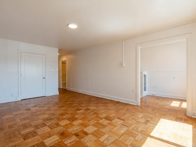 Comfortable Urban Living in a Classic Brick Building Near UW & Light Rail Studio Apartment for Rent at 1305 Ne 43rd St, Seattle, WA 98105 University District