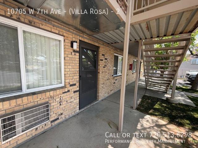 Comfortable Apartment with Outdoor Space, Near Light Rail UTILITIES INCLUDED!
