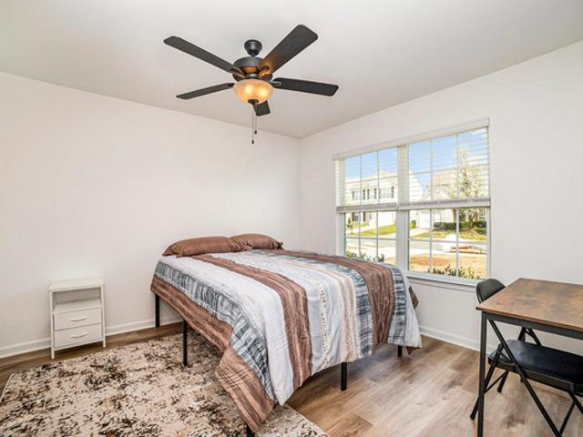 Comfortable & cozy Charlotte Townhouse 10 min from uptown