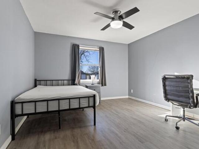 Comfortable East Dallas Property In a quiet neighborhood, close to White Rock Lake, 2 block from public transportation and retail locations. Home offers a large backyard, private parking in the back, fully stocked kitchen and high speed Wifi!