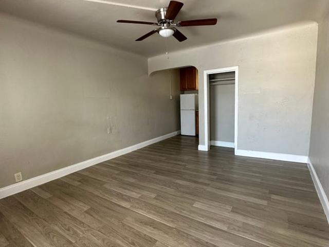 Comfortable efficency apartment